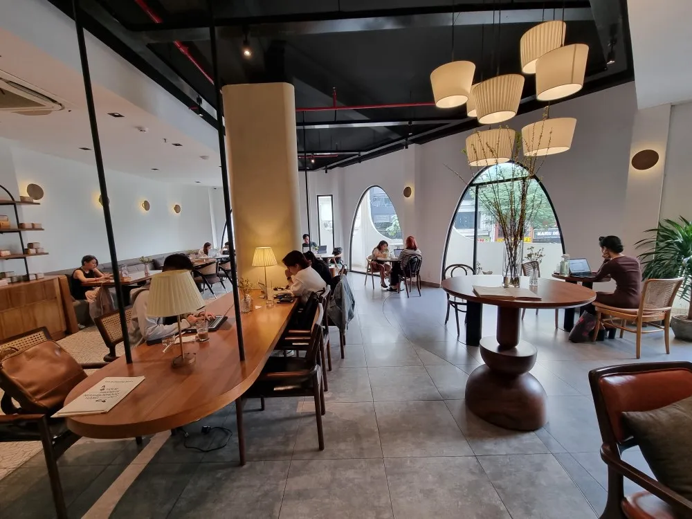 Review không gian và đồ uống The Running Bean